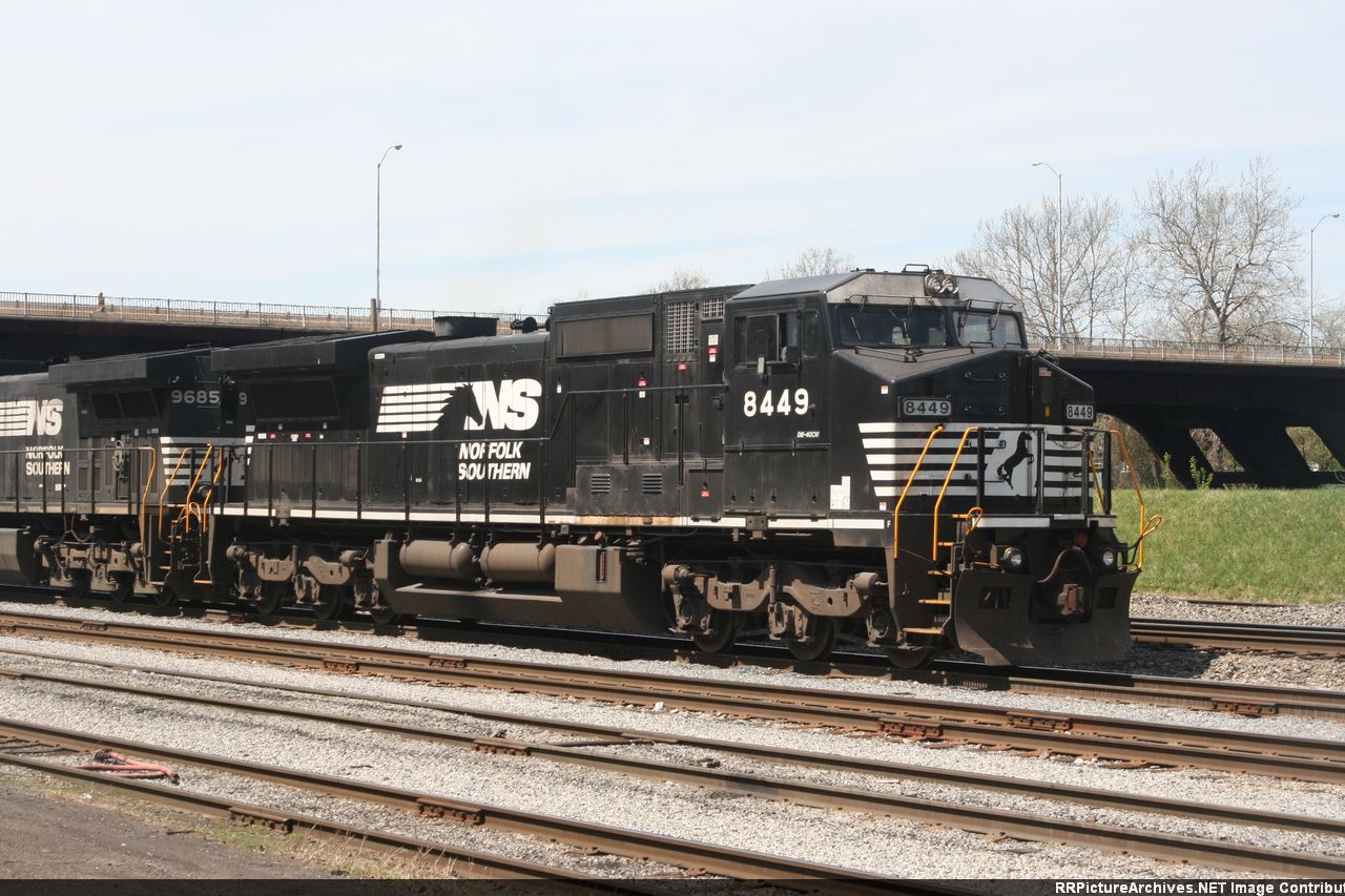 NS 8449